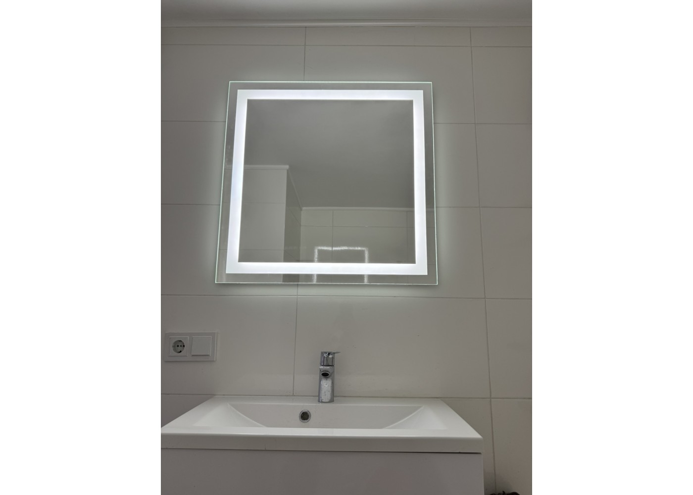 Дзеркало з LED підсвіткою LumoStyle-05 LS 800x800 (497028) купити з ...